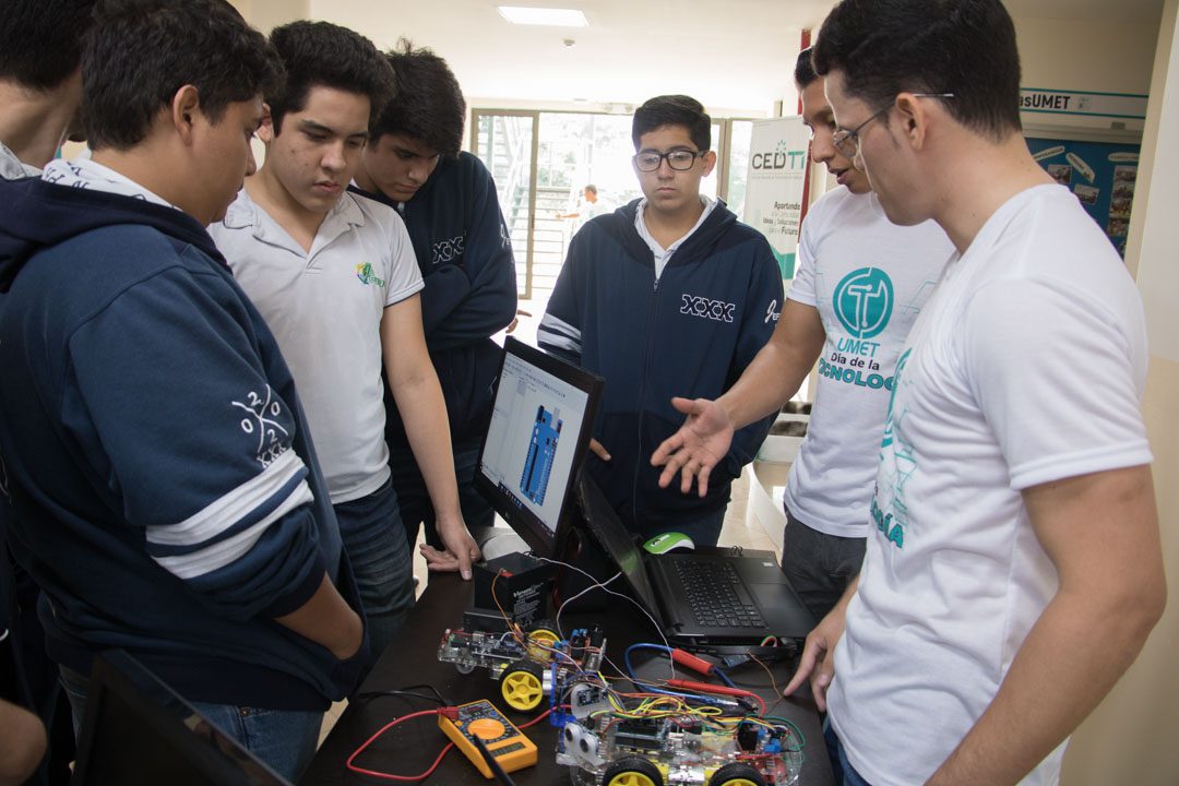 Apertura de II Feria de la Tecnología en todas las sedes UMET ...